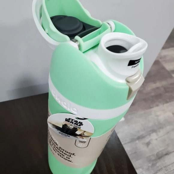 owala | Kitchen | Owala Freesip Stainless Steel 24oz Star Wars Bottle ...